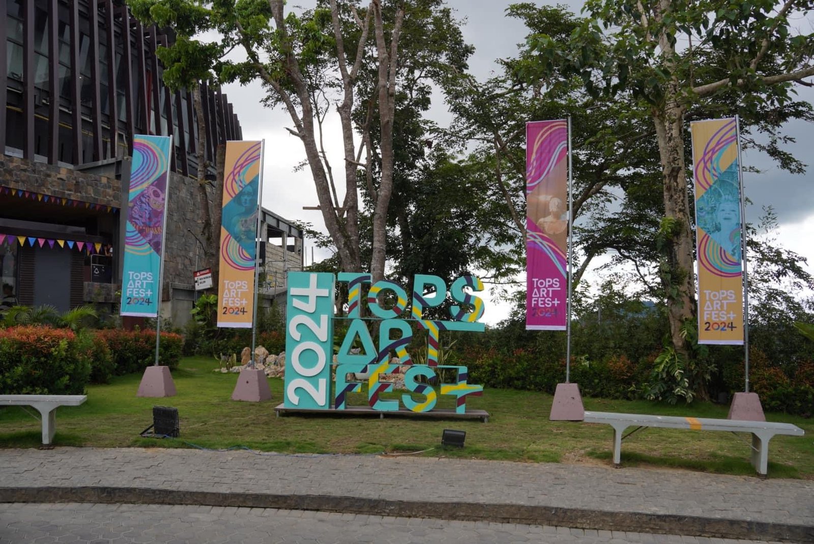 TOPS hosts its first-ever Tops Artfest – Cebu State Magazine